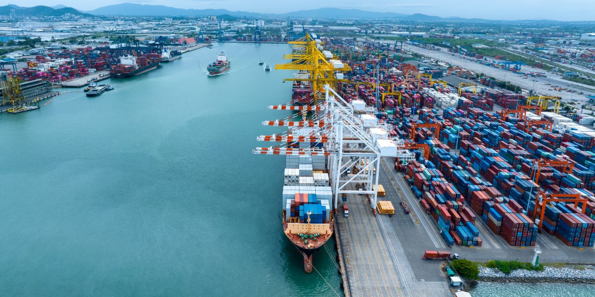 The Re-Vitalisation of Port-Centric Logistics - ASCALi